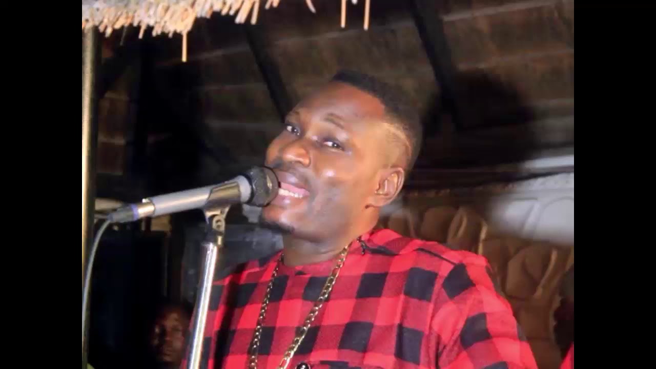 Alayo Melody Singer @ Lagos Faaji - YouTube