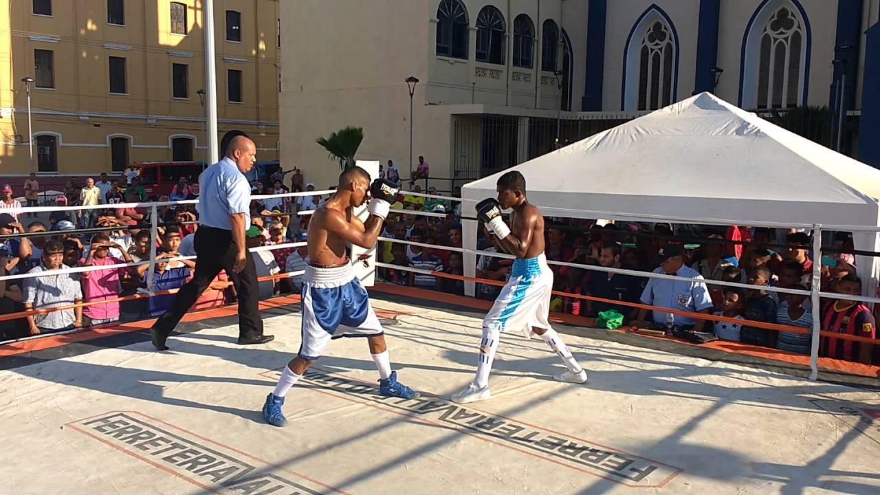 Brandon Valdez vs José Bonilla - YouTube