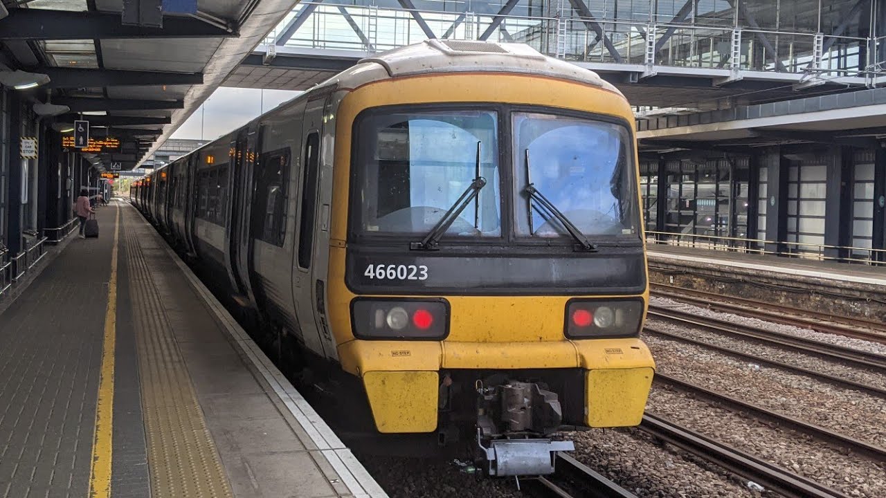 Class 465031 and 466023 at Ashford International - YouTube