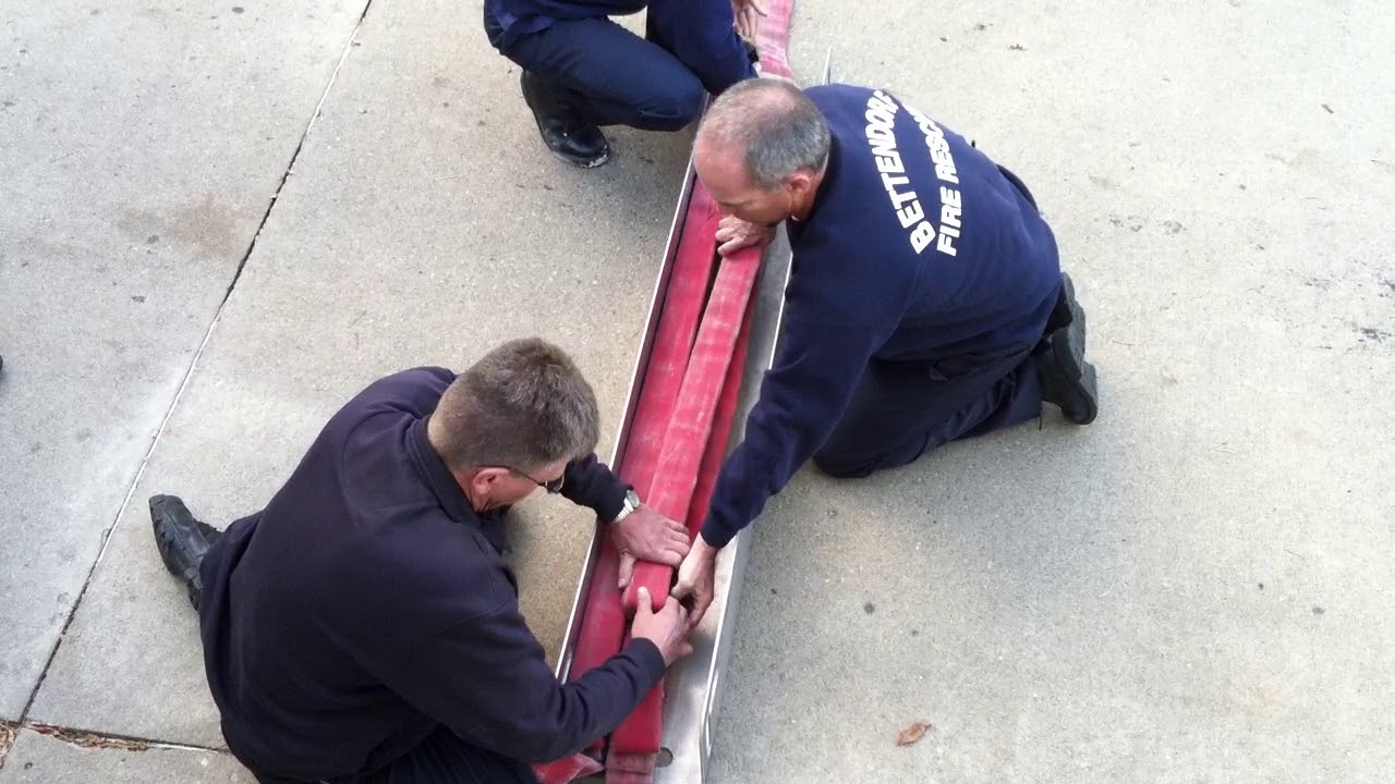 BFD Preconnect hose load 150' - YouTube