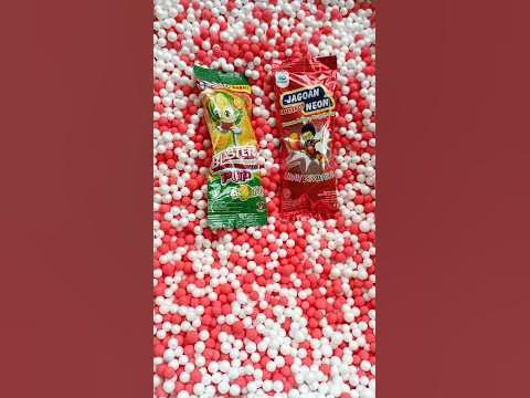 mencari dan menemukan permen jagoan neon dan lollipop mango #huntingjajan #candy #lollipop - YouTube