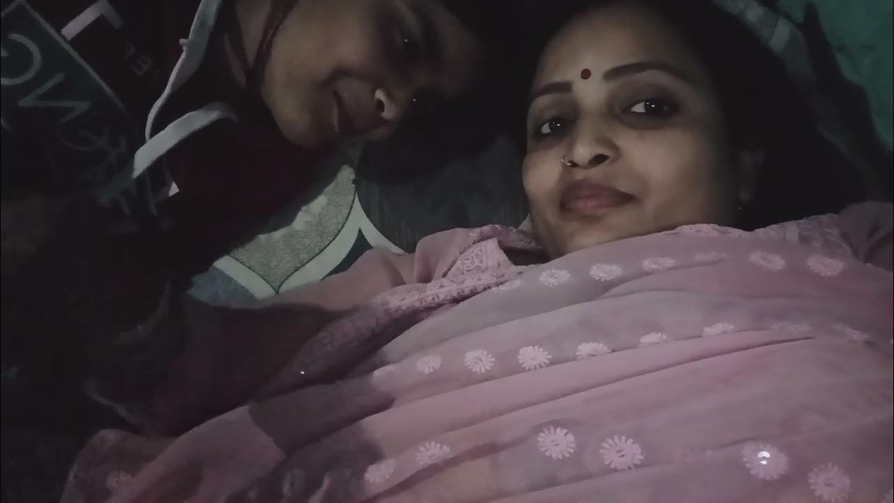 Maa Beti ki ladai ho gi - YouTube