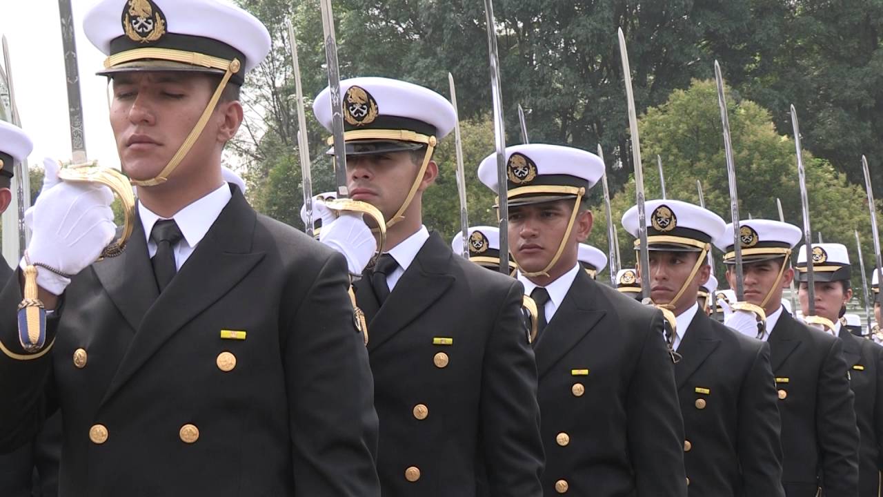 GRADUACIÓN DE LA ESCUELA MÉDICO NAVAL 2016 - YouTube