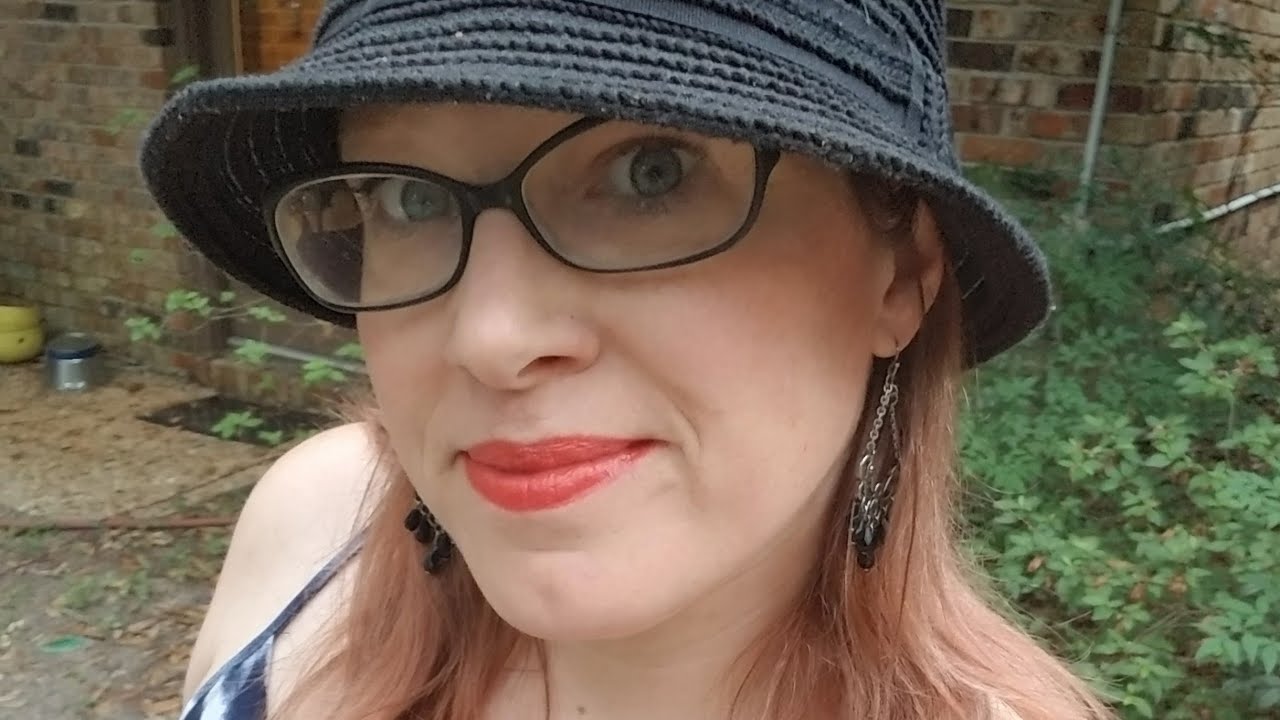 Singing after a drink tonight🍷🎶🎤😉 - YouTube