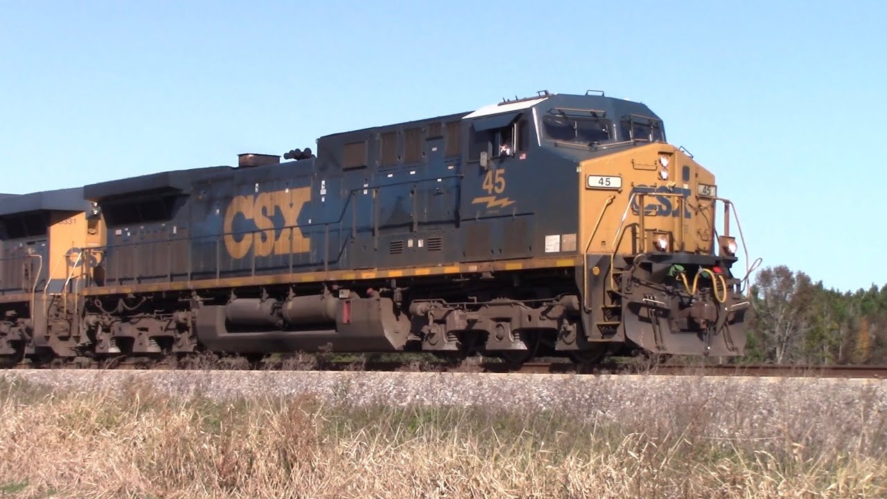 CSX 45 with an incredible K5LA leads CSX Q649-11 in CP Ross on the Fitzgerald Sub 11/13/21 - YouTube