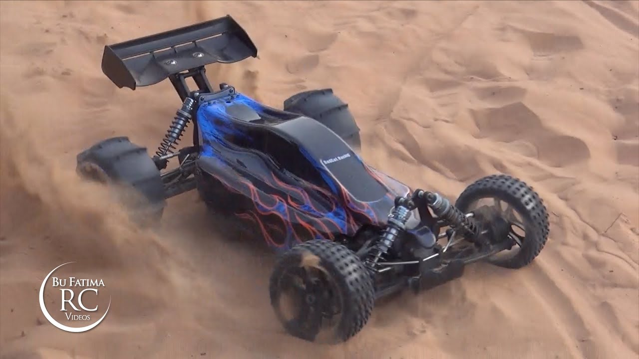 RED CAT Buggy Vs. MAVERICK VADER Buggy - YouTube