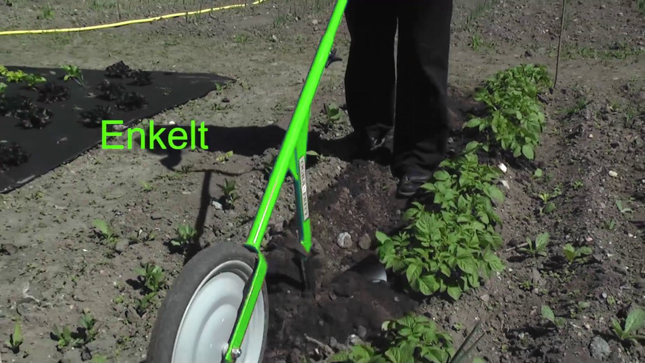 Ciclo Azada Wheel Hoe en la huerta Smart Mapa - YouTube