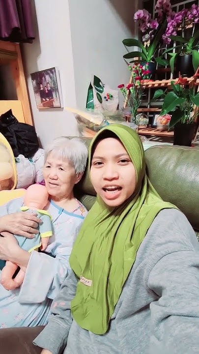 Nenek Manggut2 Doang Ketika Ngelihatin Mbak TKW Ngomel2 - YouTube