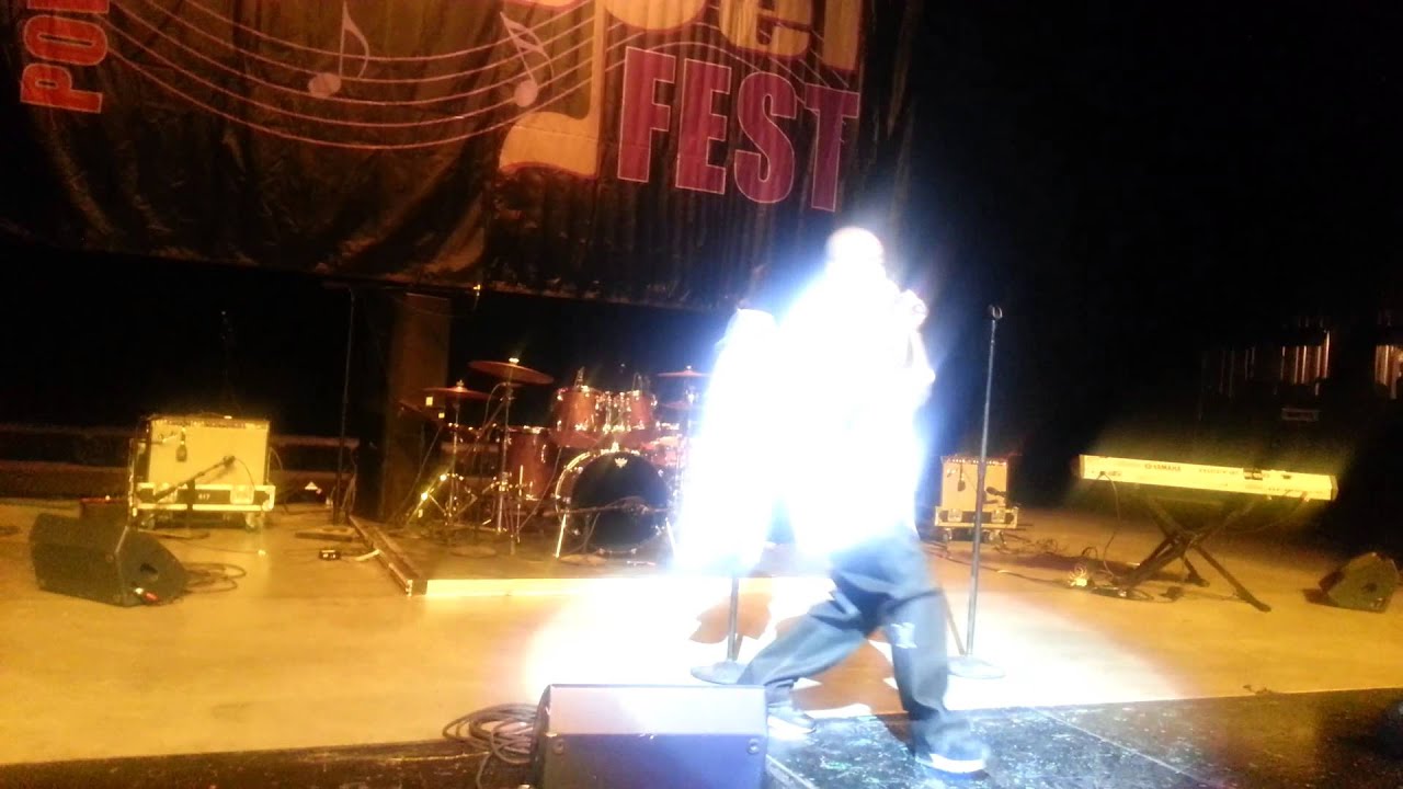 G Smoove from AND WHAT Records performing live - YouTube