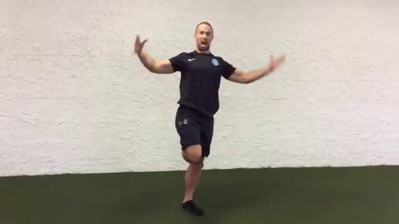Around the Clock Single Leg Squats - YouTube