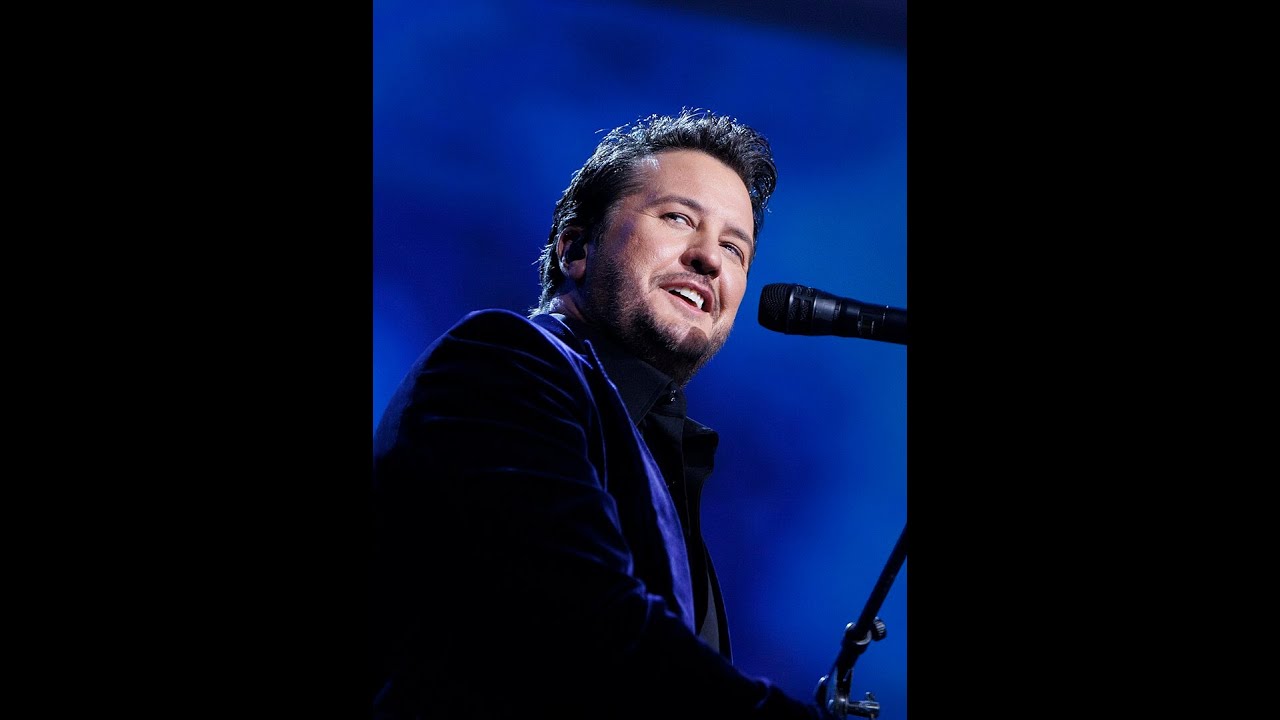 Country Music Artist Luke Brayan - YouTube