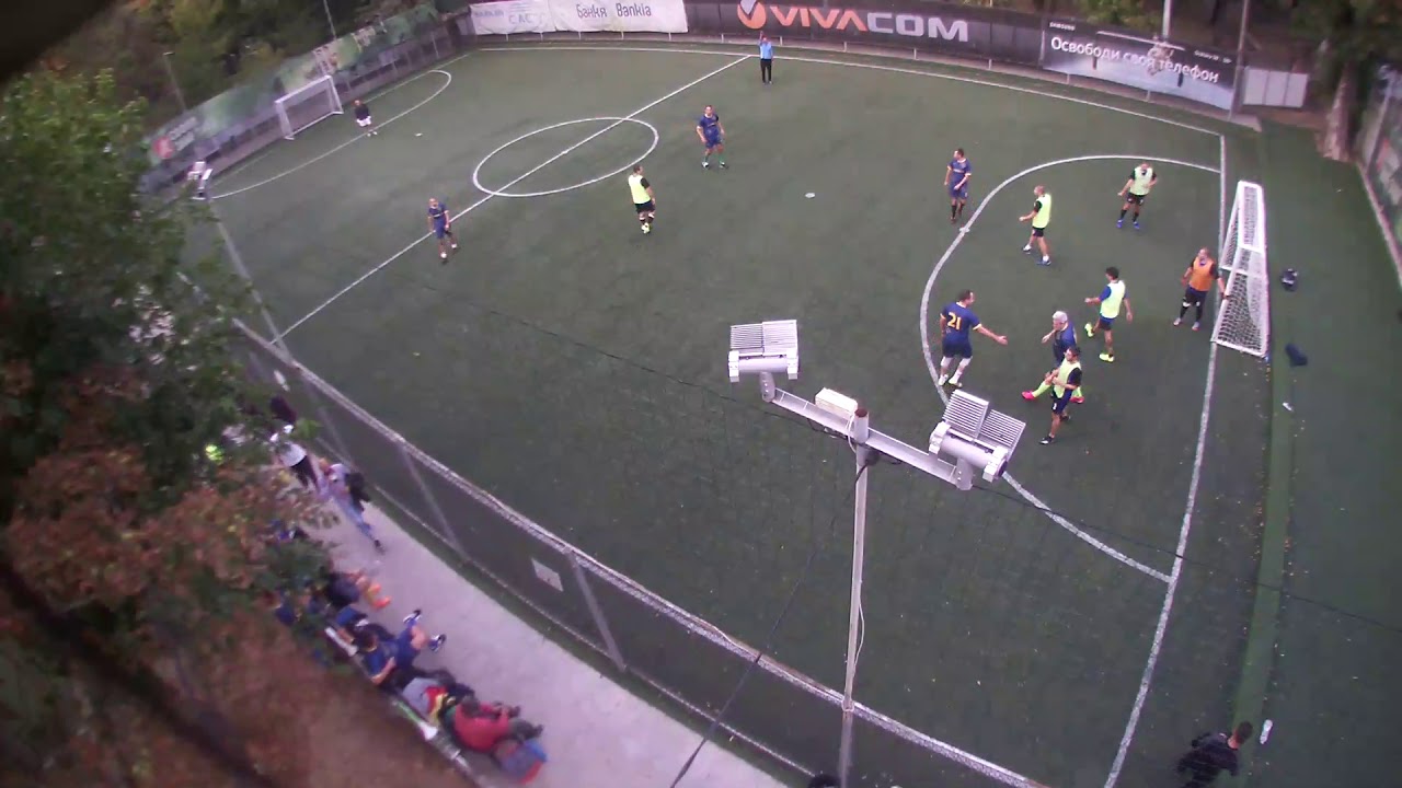 The Legends vs New Reach Football, 24 September 2017 - YouTube