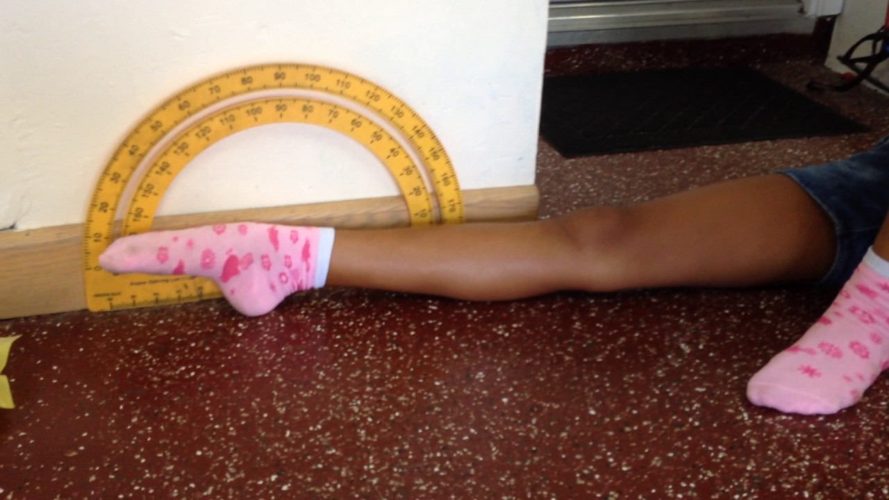Measuring Ankle flexibility - YouTube
