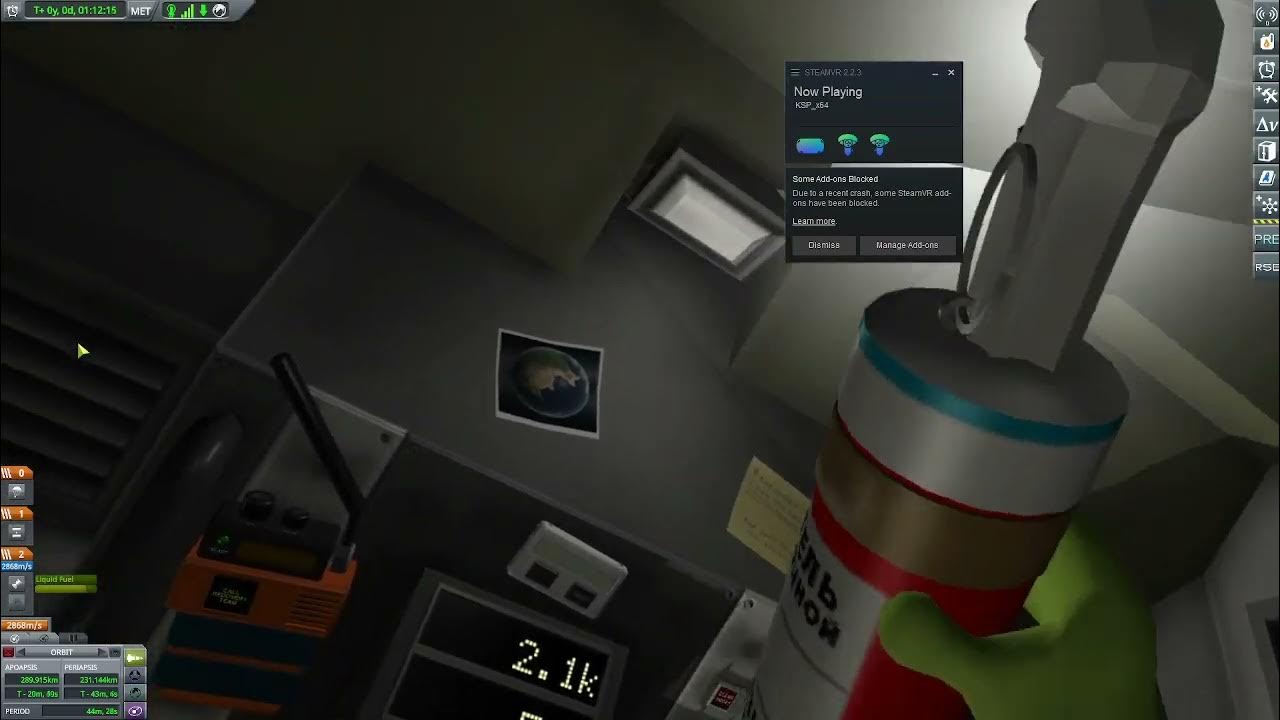 Practicing and landing on mun in Kerbal Space Program VR - YouTube