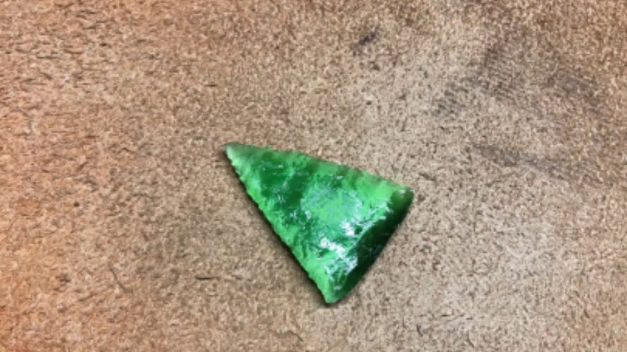101 - Flint Knapping a slab of green glass. 1/3 - YouTube