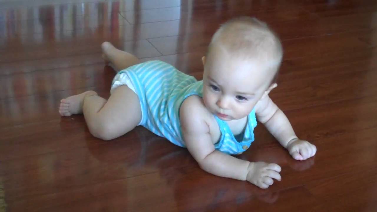 RIE baby Joey, playing in circles...plenty to do. - YouTube