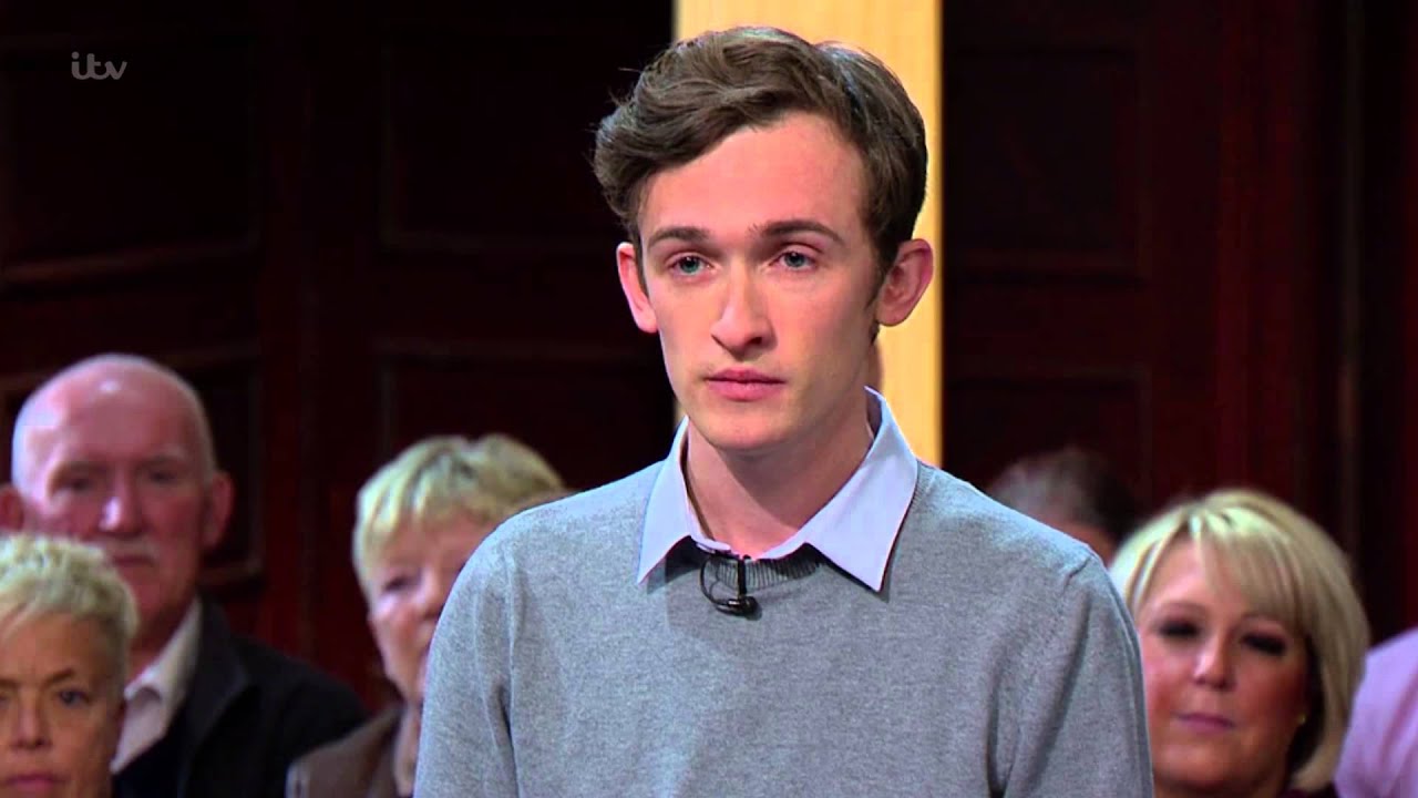 Luke Talks About Lending His Playstation To Andy - Judge Rinder - YouTube