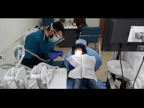 Diş doktoruna gittim  önce ÇOK KORKTUM  sonra alıştım. Çürük dişim var..