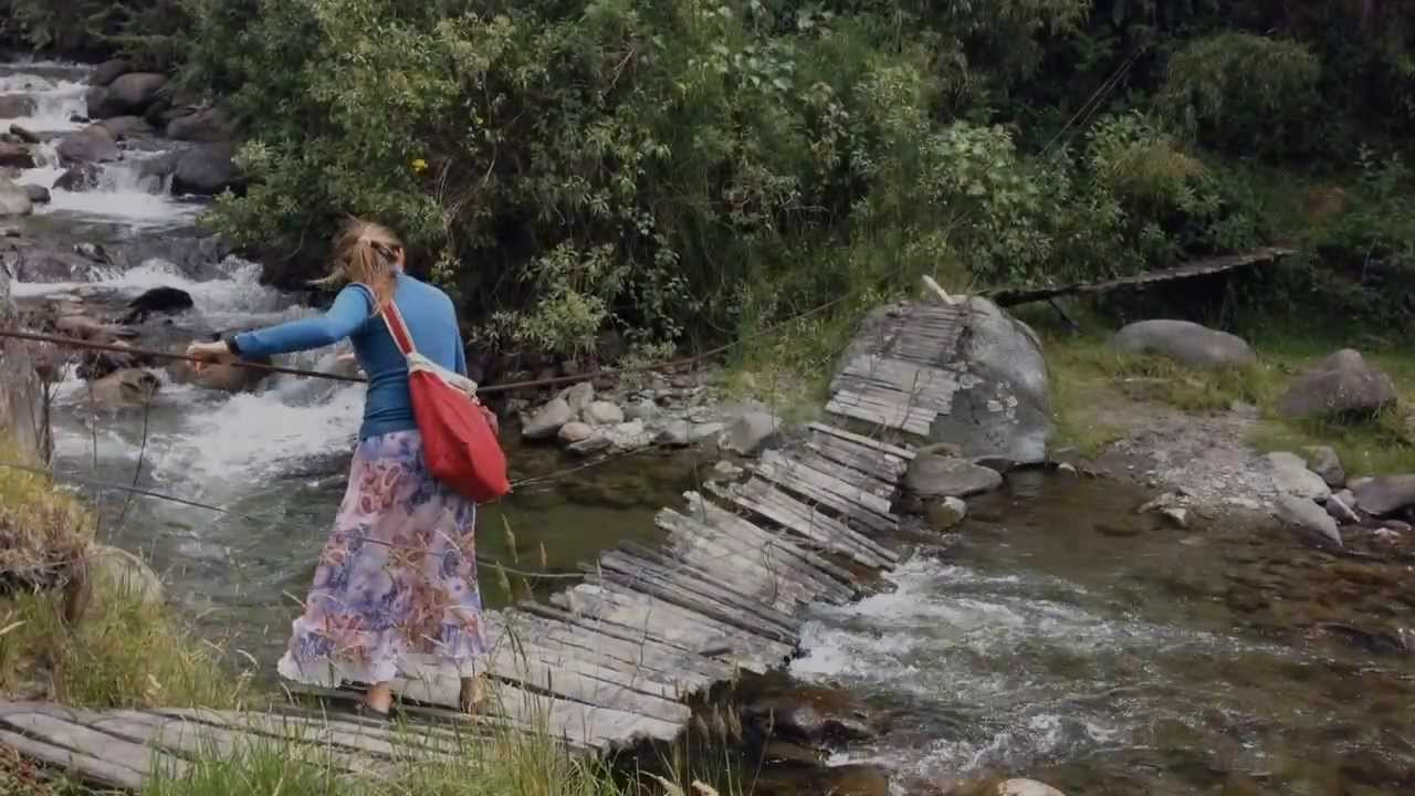 Valle de Cocora - Crossing the River Quindío | Salento Quindío Colombia ...