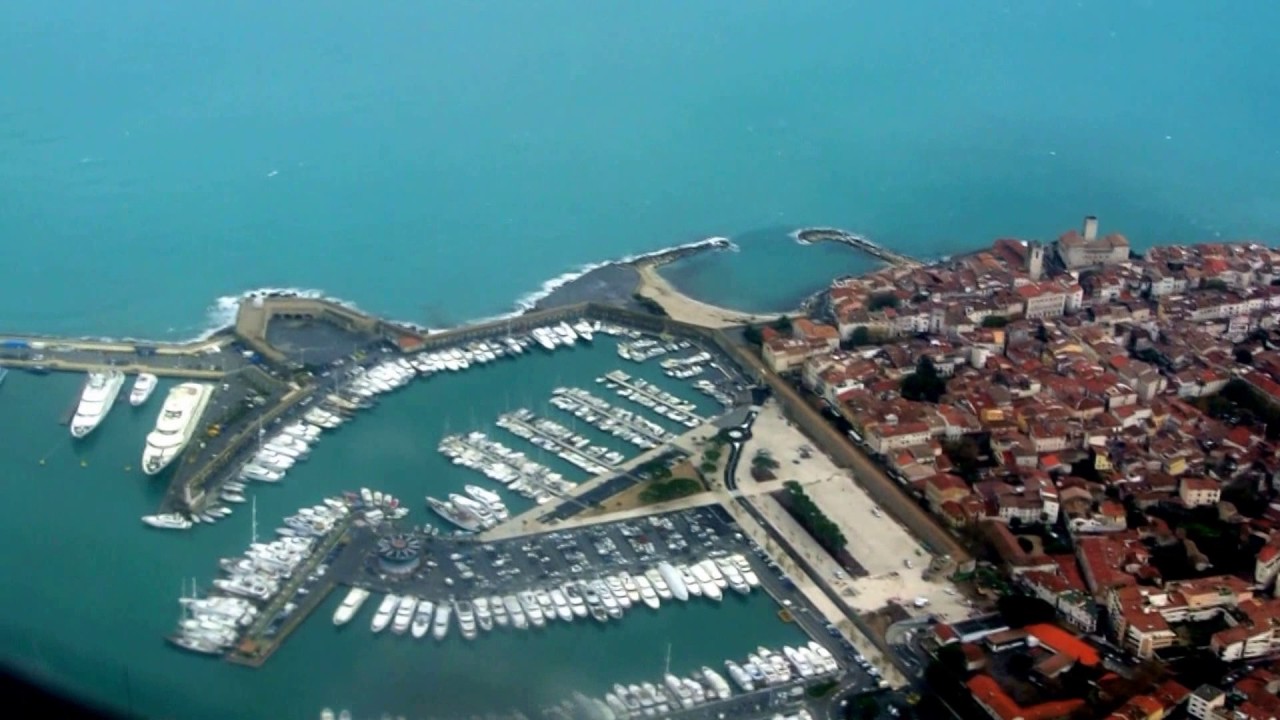 Flying into Monaco - Flight Landing in Nice, FRANCE - YouTube