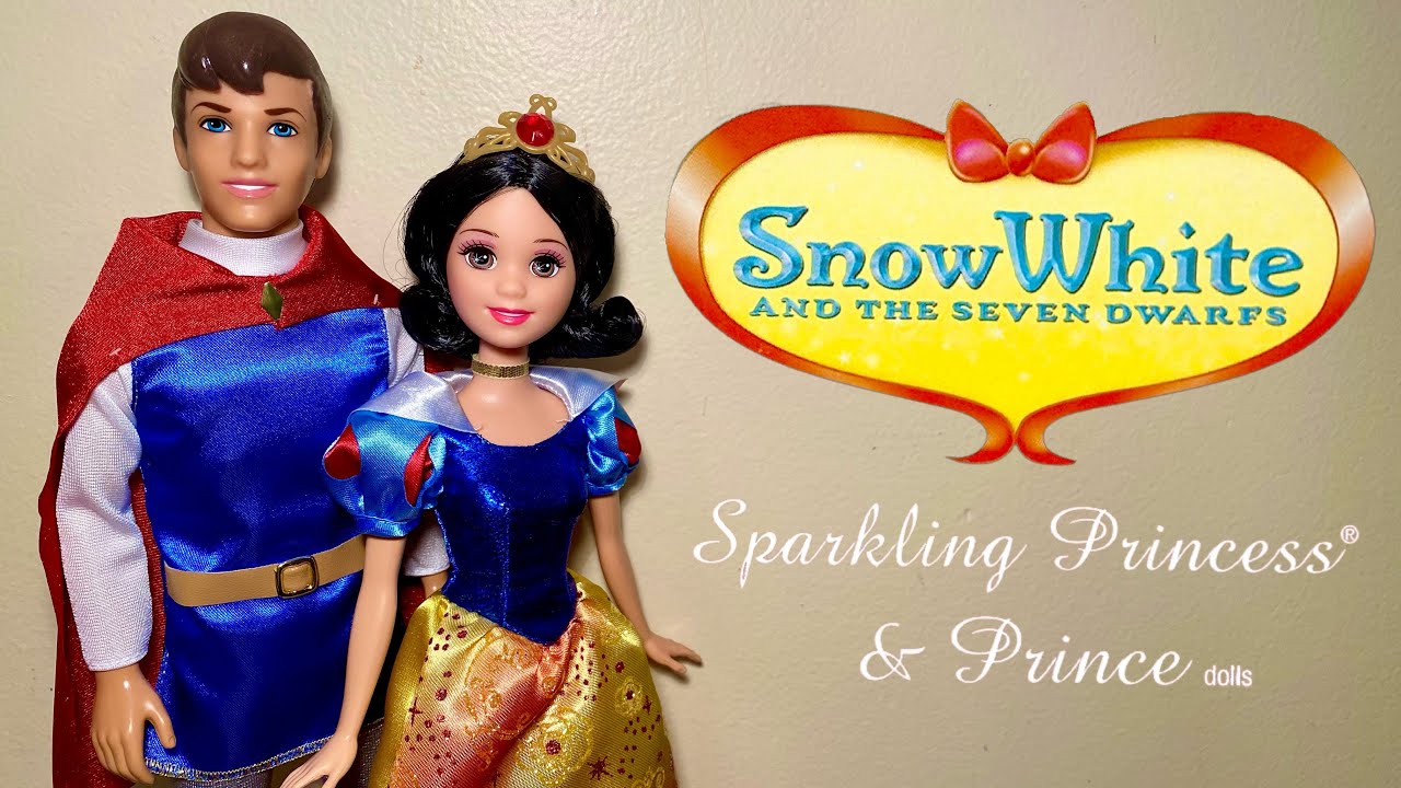 Disney Princess® Sparkling Princess® Snow White & Prince Dolls - YouTube