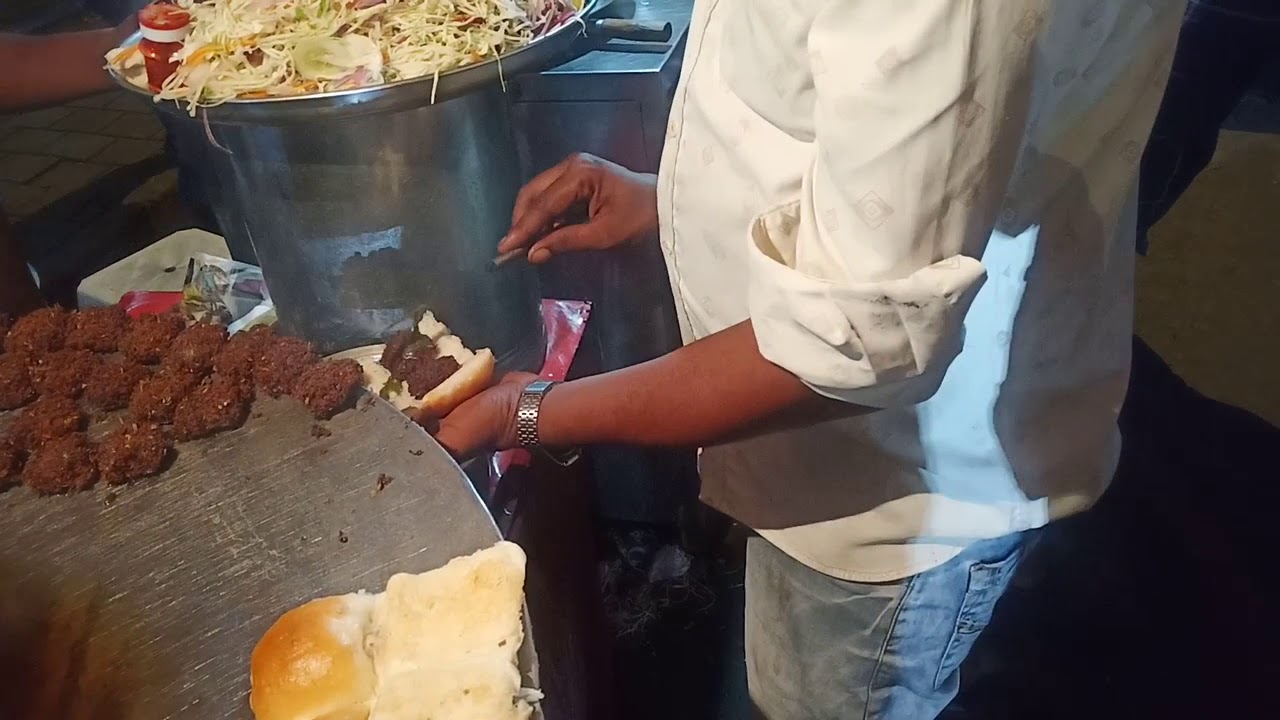 Kebab Pav Mumbai | Mumbai Famous Street Food | 10 Rs Snack | Indian ...