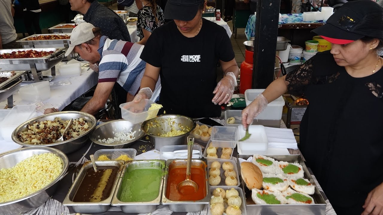 Indian Street Food: Bhel | Pani Puri | Vada Pav | Chilli Mogo + more ...