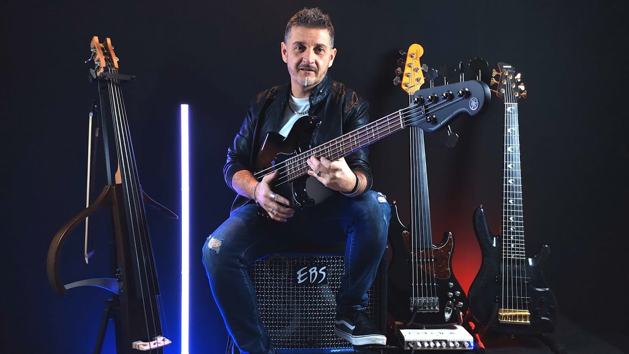 Andrea Manzo playing bass cover "Aprieta" Composed by : Vincen Garcia ...