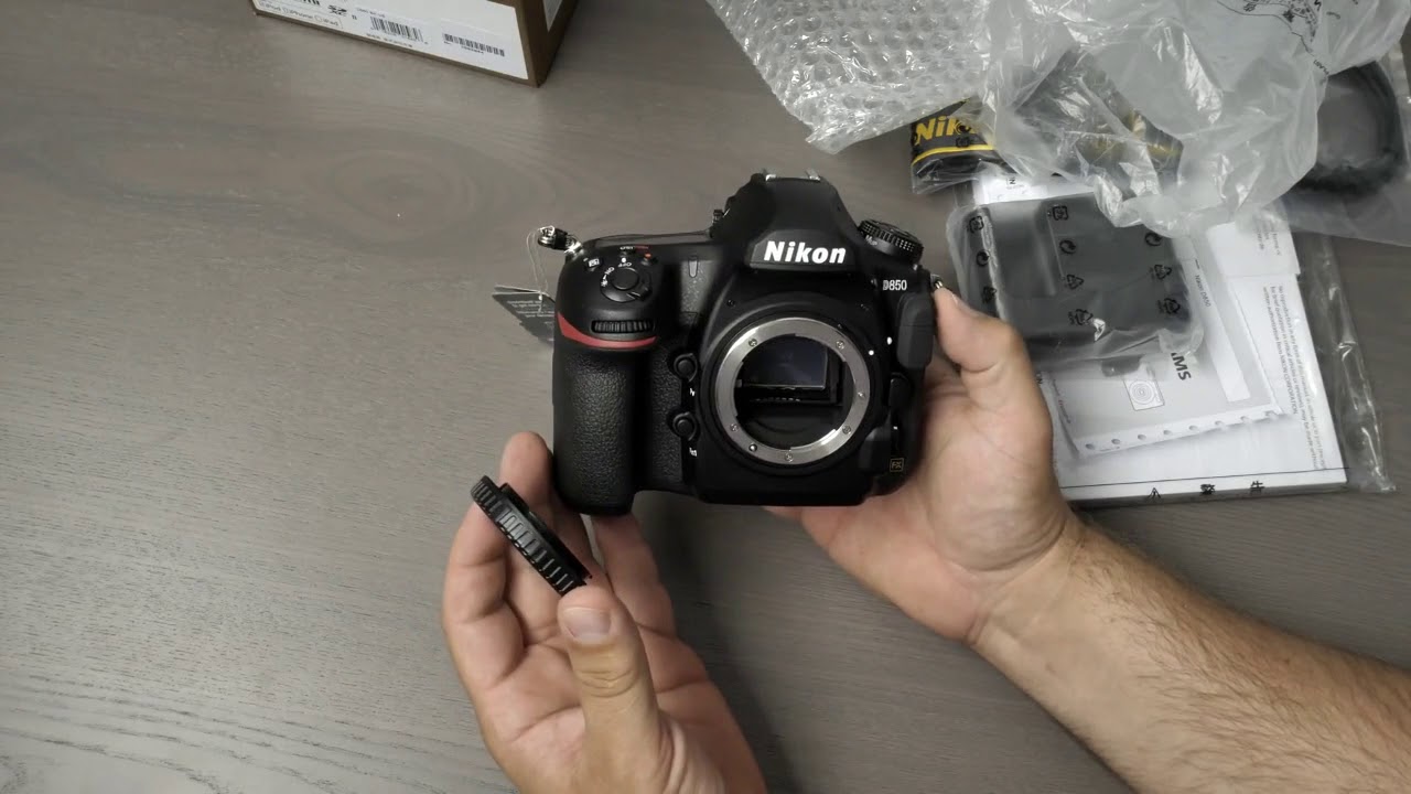 UNBOXING NIKON D850 REVIEW - YouTube