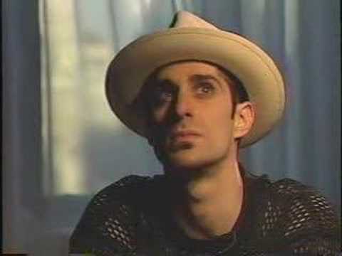 Perry Farrell Interview 4-24-91 Part 1 - YouTube