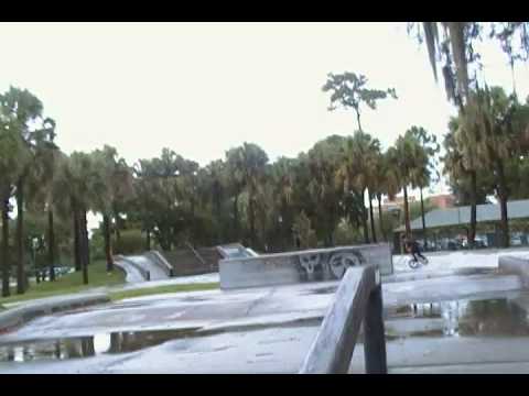 The worst skate park ever - YouTube