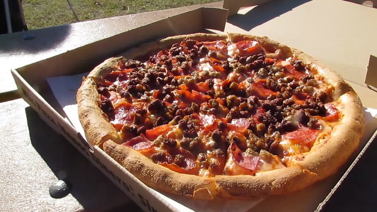 Large Triple Meat Pizza Killed - YouTube