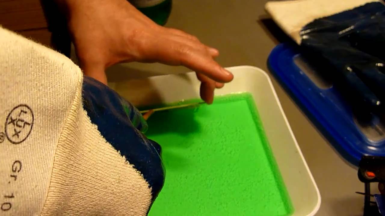 Tutorial: Making a PCB with the photo-positive-method - YouTube