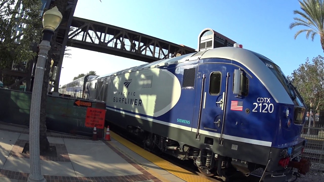 NEW Locomotives EMD F125+Siemens SC44 Charger - YouTube
