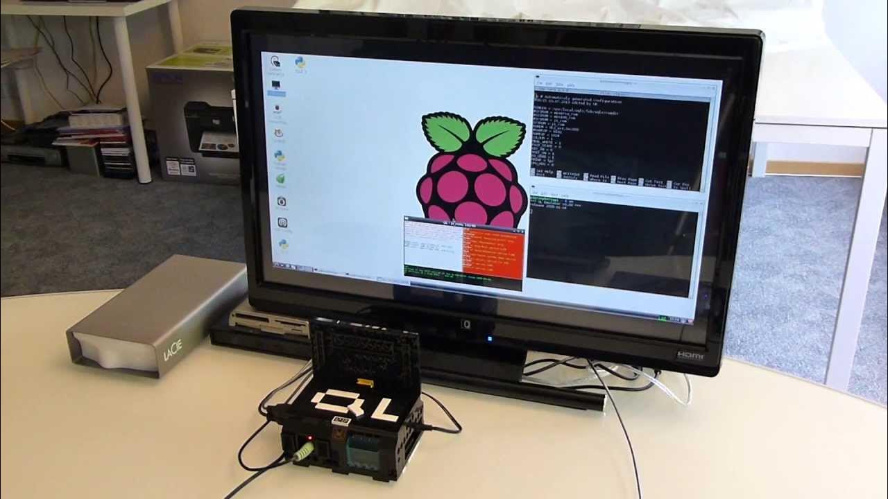Raspberry Pi running new PCW benchmarks (1986) under uQLx (Sinclair QL emulator) - YouTube
