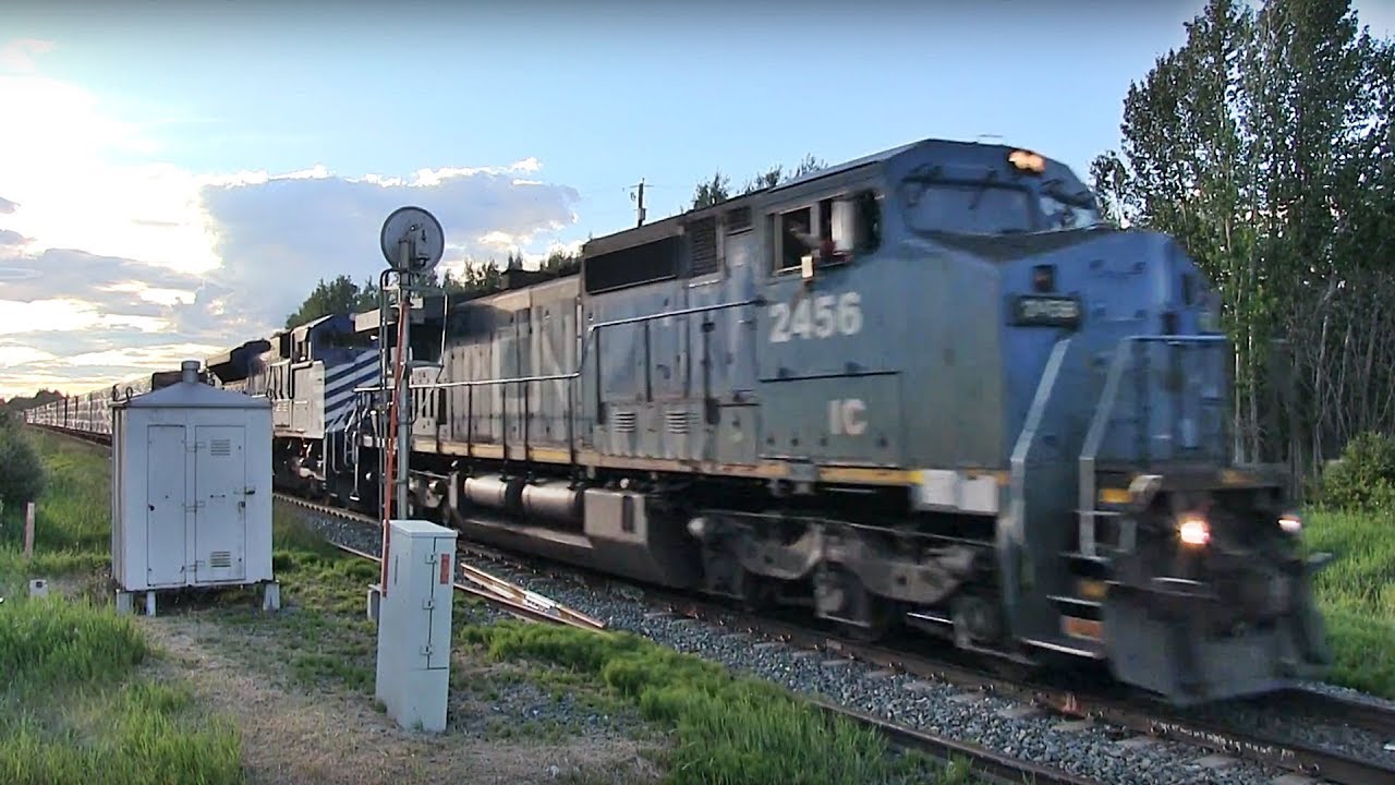 CN Train Spotting HD: BLUES! IC 2456 & CITX 140!! On M348 With Perfect K3L @ Entwistle 3/4 6/29 ...