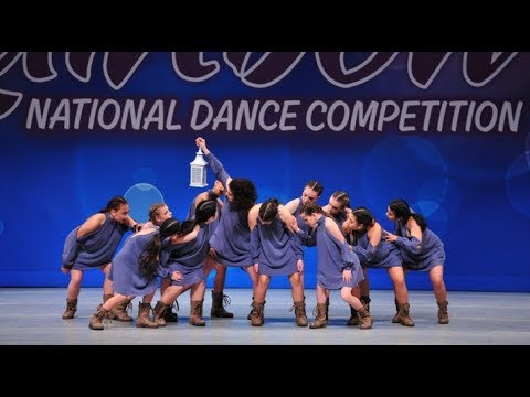 D2M Dance Academy - Painting Greys - YouTube