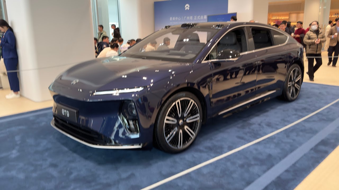Nio ET9 launches with prices starting at 90,450 USD with BaaS rivals ...