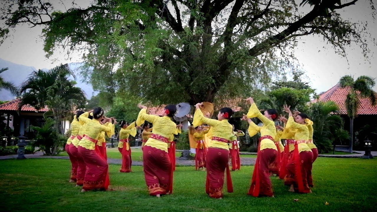 Tari Rejang Taman Sari - YouTube