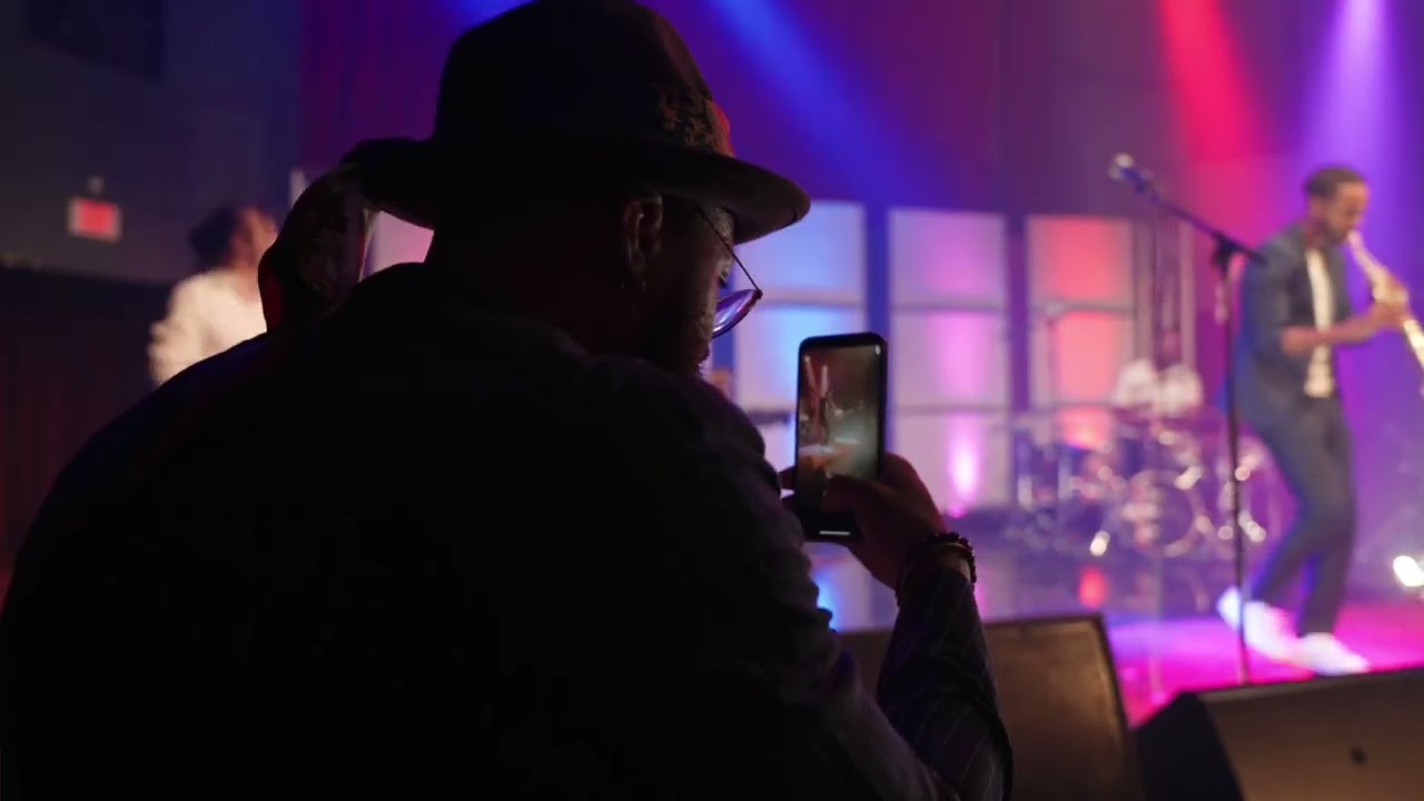 B. Thompson - Can We Talk LIVE at the Miracle Theater - YouTube