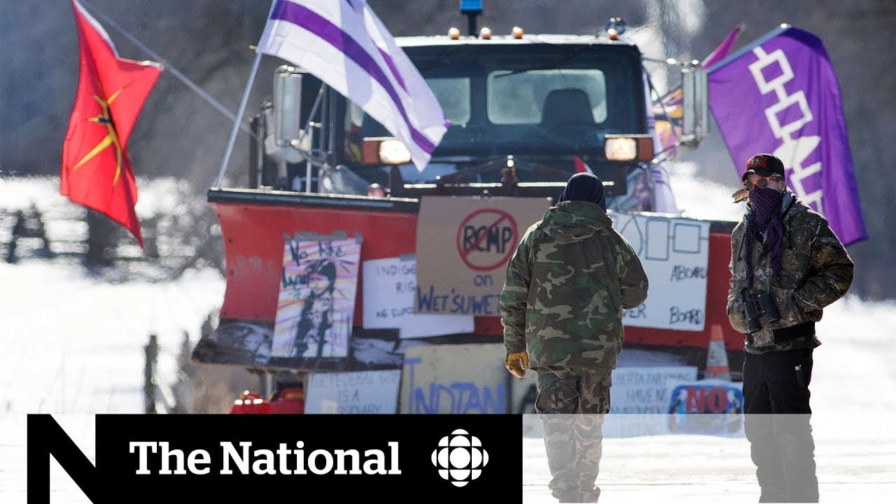 Federal government pressured to force end of blockade - YouTube