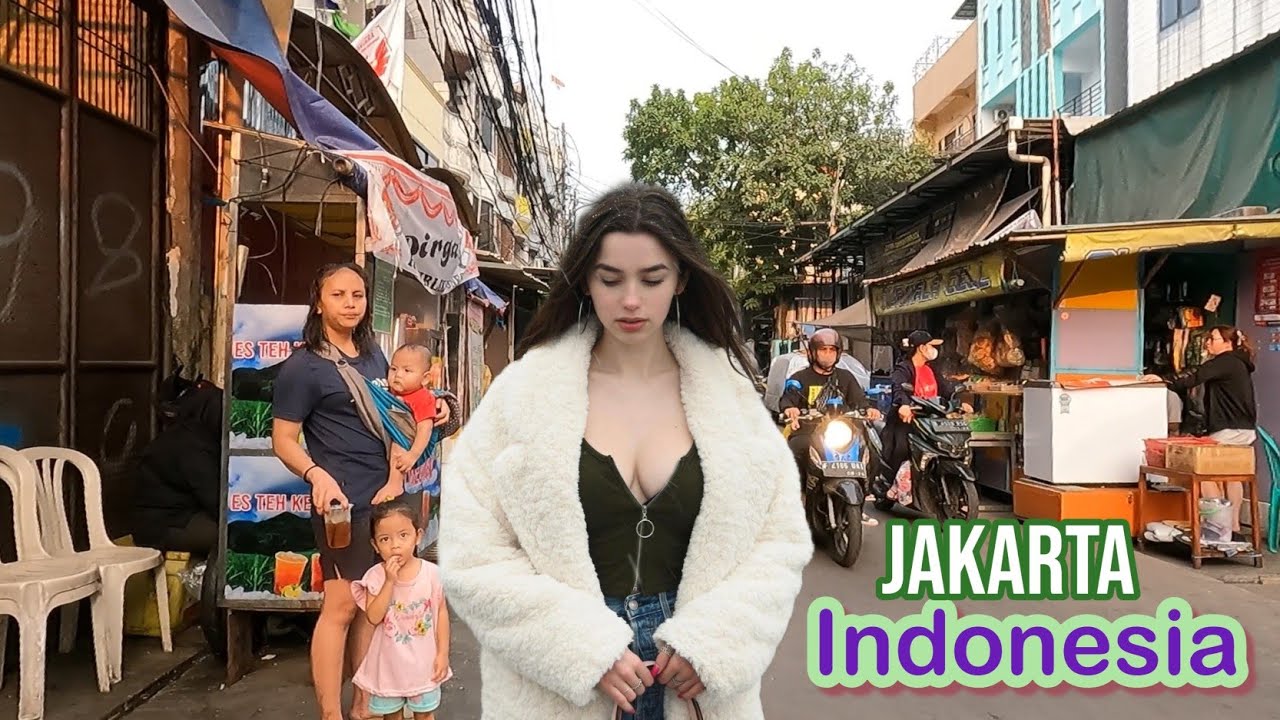 (5k) Walking the streets of Jakarta. One of the different areas April 30, 2024 - YouTube