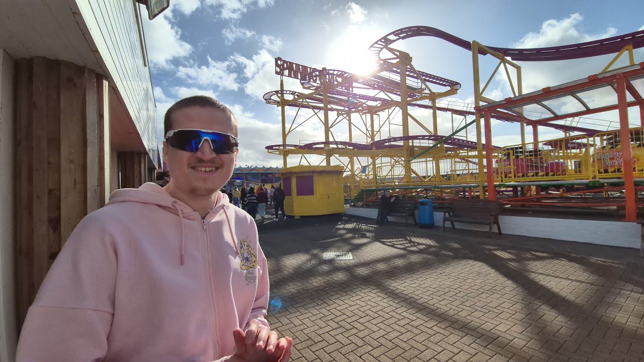First look at the Spinning Coaster at Curry’s Fun Park Portrush - YouTube