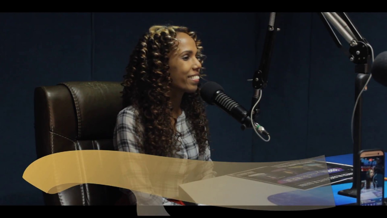 Vicky Castro - Entrevista en Radio Cielo - YouTube