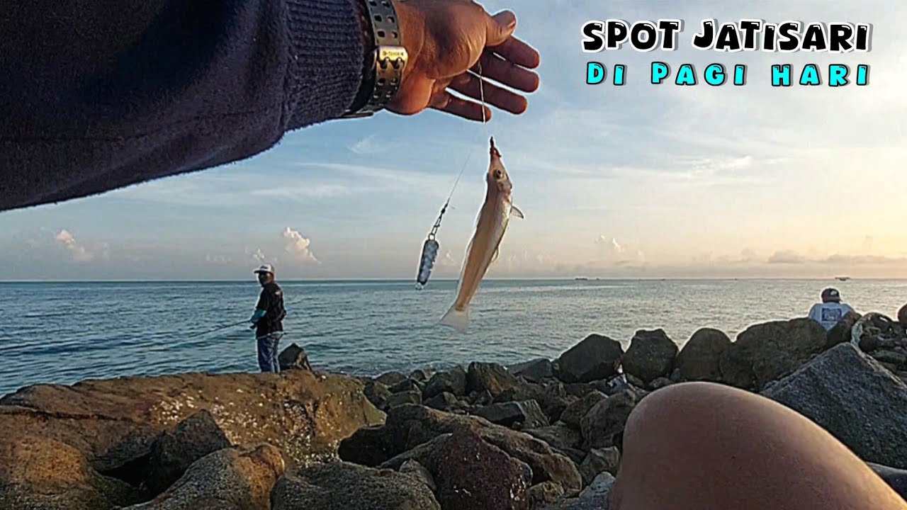 mancing di pantai jatisari sluke‼️umpan cacing laut - YouTube