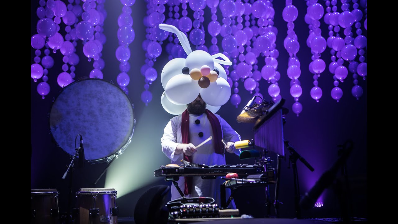 Baggalútur – Helgi Svavar á bekknum - YouTube