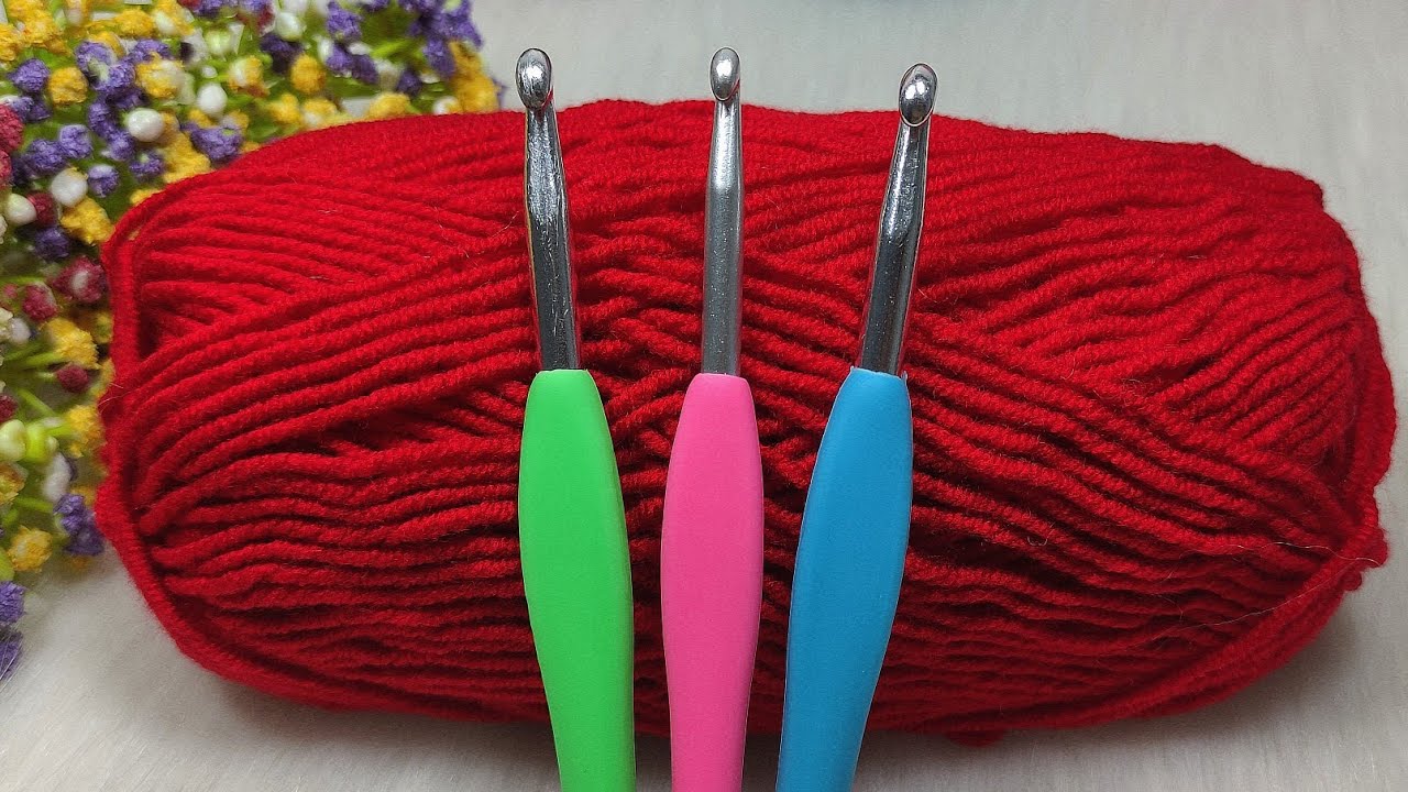 WATCH the easiest and most beautiful crochet stitch in five minutes ...