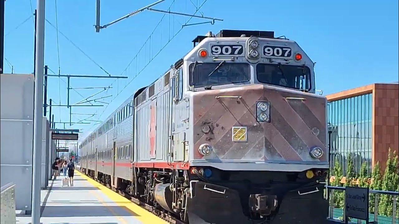 Caltrain Railfanning at Hillsdale Station (7/30/24) - YouTube