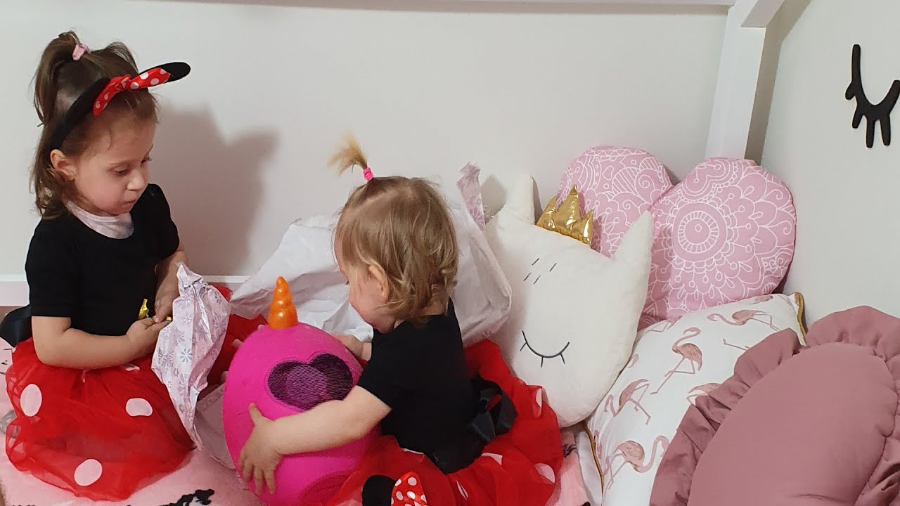 Unboxing Big Surprise Eggs - Unboxing Fail - Funny Baby Unboxing ...