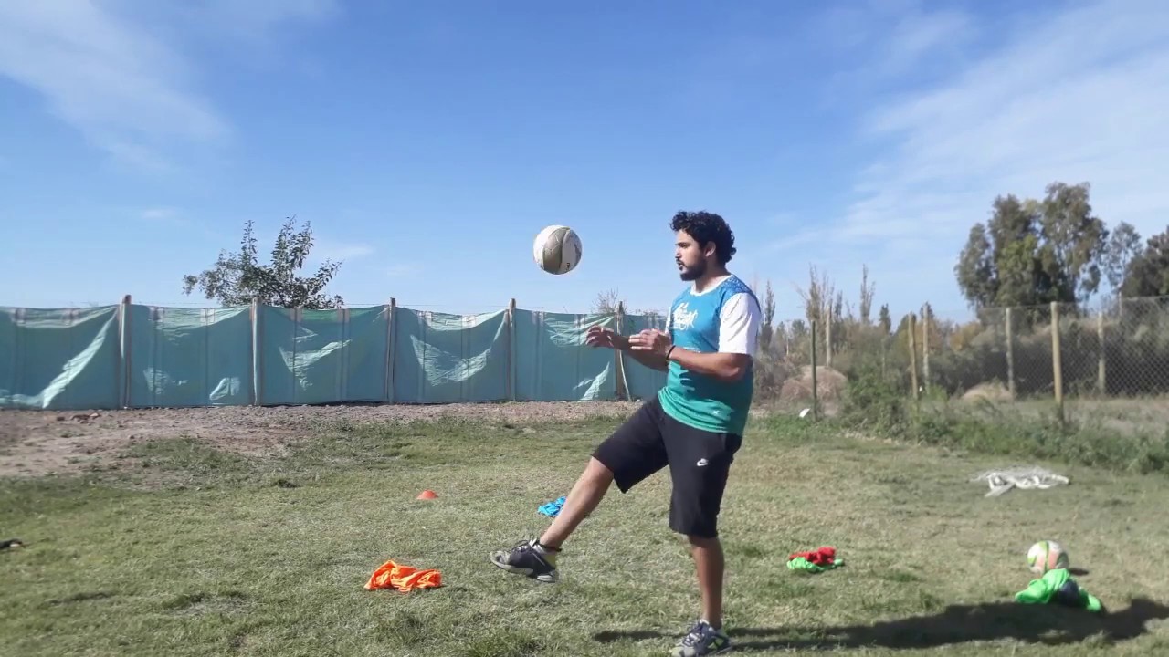 FUTBOL- Claudio Falcón - Clase 3 - YouTube